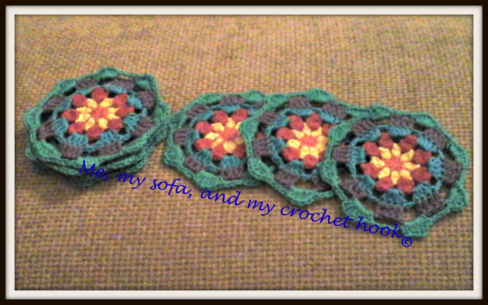 Me, my sofa, and my crochet hook : Star-like Flowery Coasters Pattern