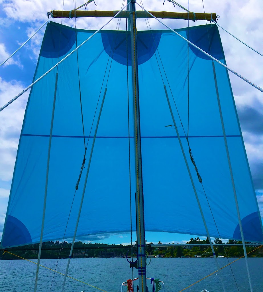 Sqoop: a square-rigged sloop