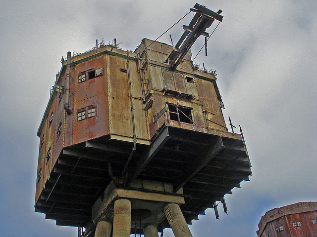 The Thames Sea Forts - From War Machines to Eco Warriors ~ Kuriositas