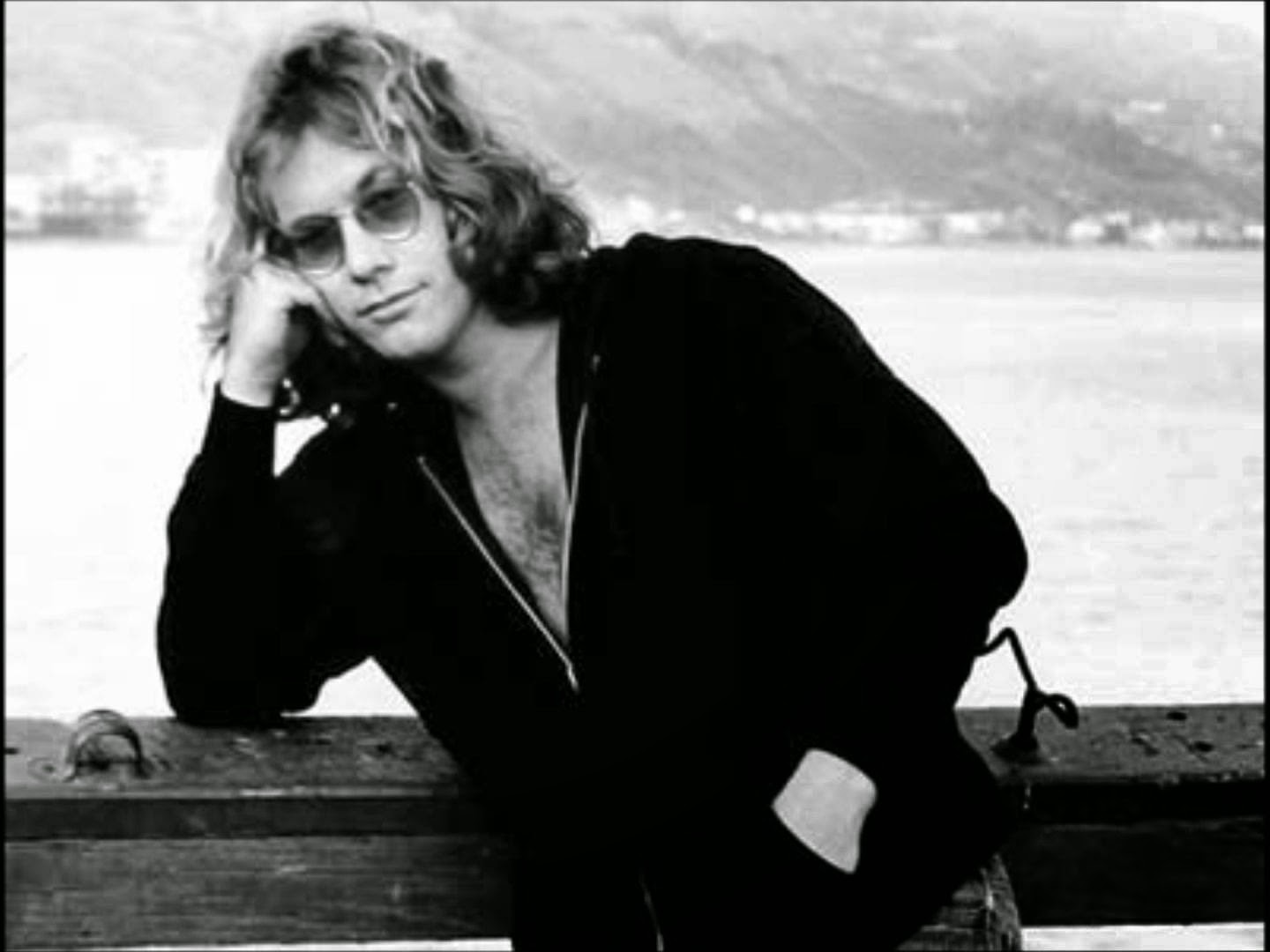 Jared Unzipped: Happy Birthday Warren Zevon.