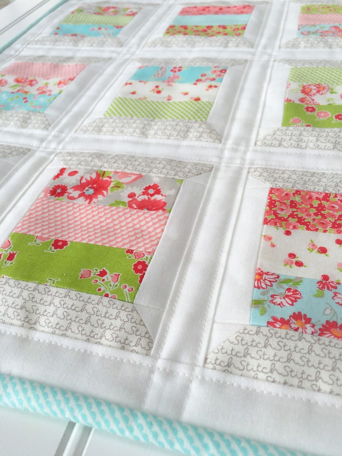 Carried Away Quilting: Spools mini quilt. . . meet Little Ruby!