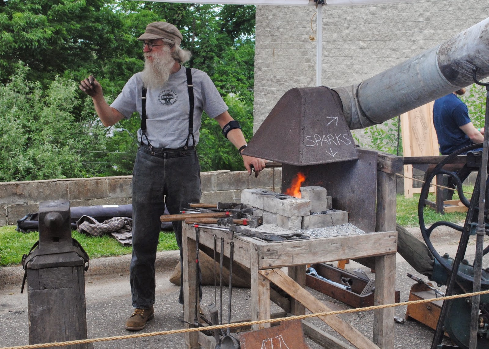 About to build a forge, got a couple of questions! : r/Blacksmith