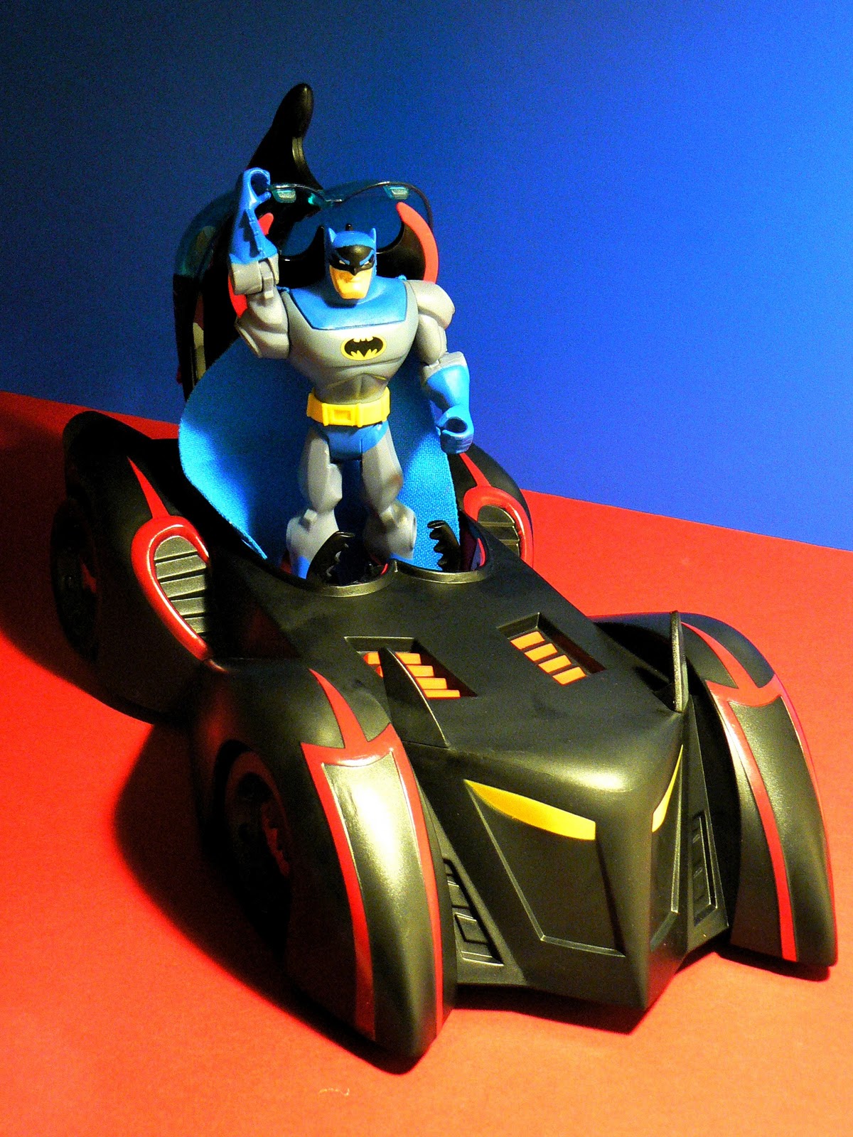 Super-DuperToyBox: The Batmobile!