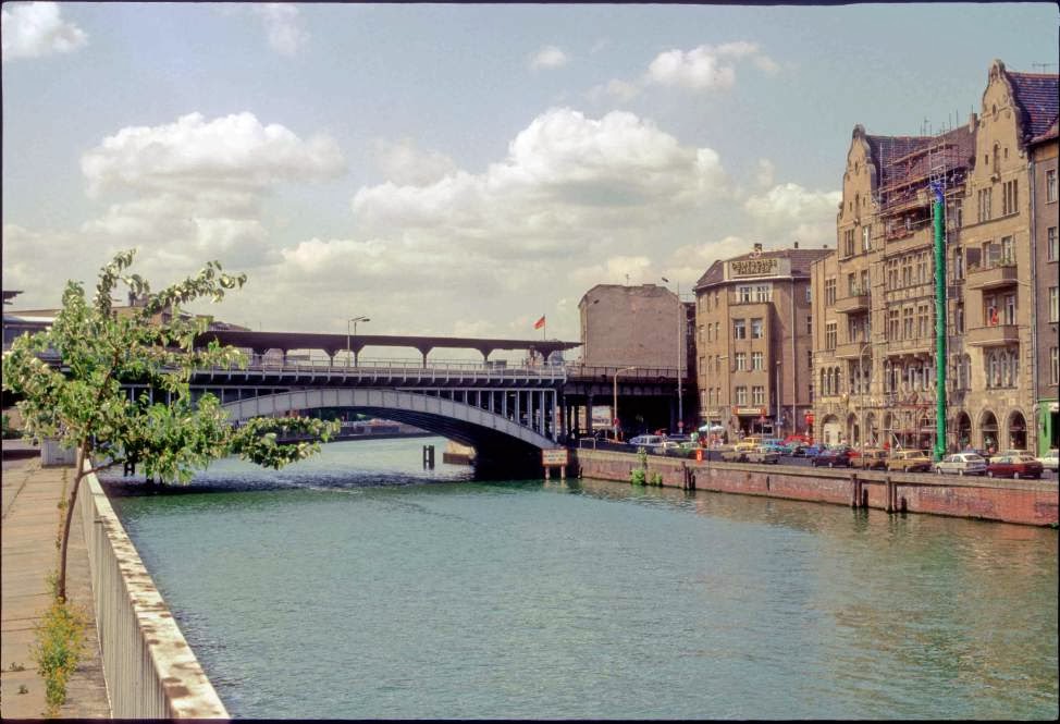 35 Photographs of Berlin in 1992 ~ Vintage Everyday