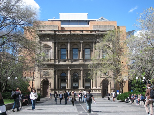 Green Gourmet Giraffe: The University of Melbourne - historic buildings ...