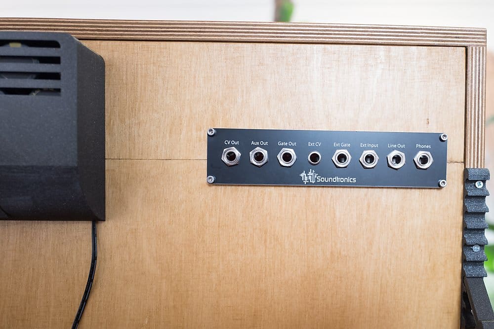 MATRIXSYNTH: Soundtronics MFOS Soundlab MIDI Ultimate with Arturia ...