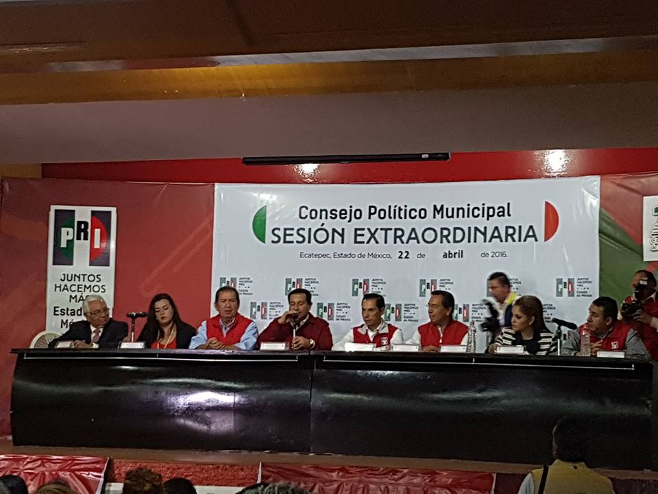El mexiquense Hoy: Guillermo Fragoso nuevo dirigente del PRI en Ecatepec.