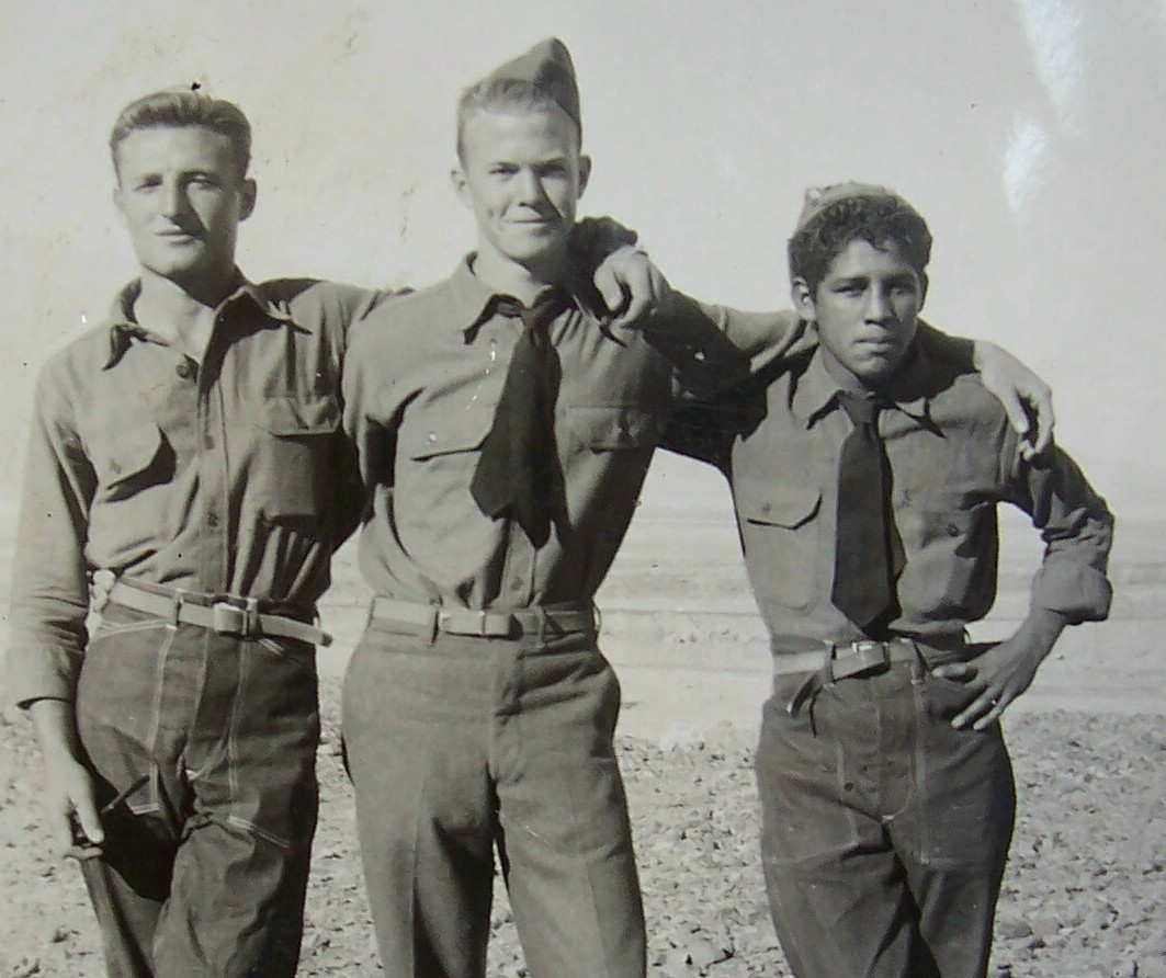 Vintage military men (4) - big red hearts