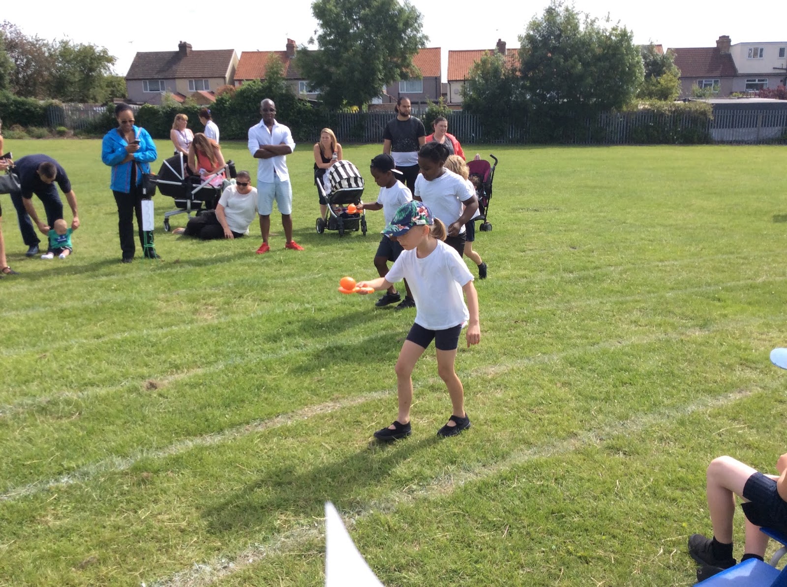 Hilldene sports day! :: Hilldene Primary School News