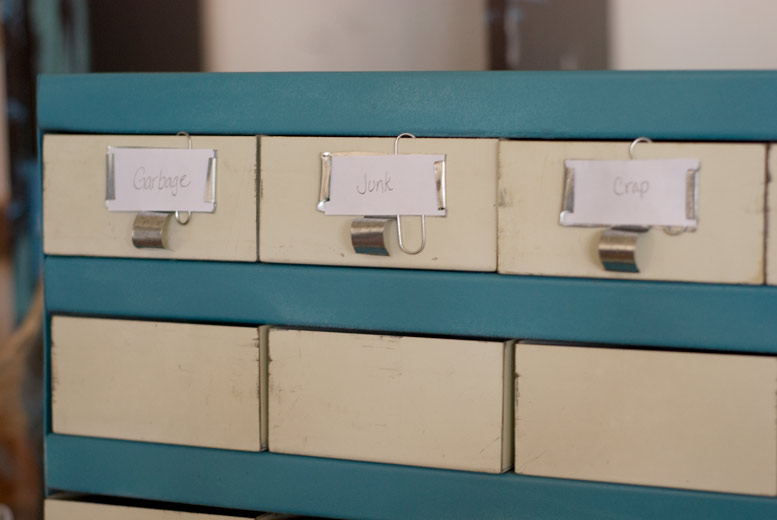 Lady Goats: Don't put a label on me (DIY label holders)