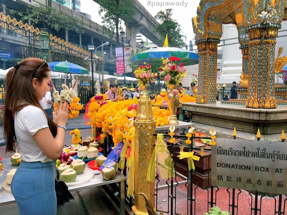 Warso Moe Oo in Fashion Style 14 Pictures Special in December