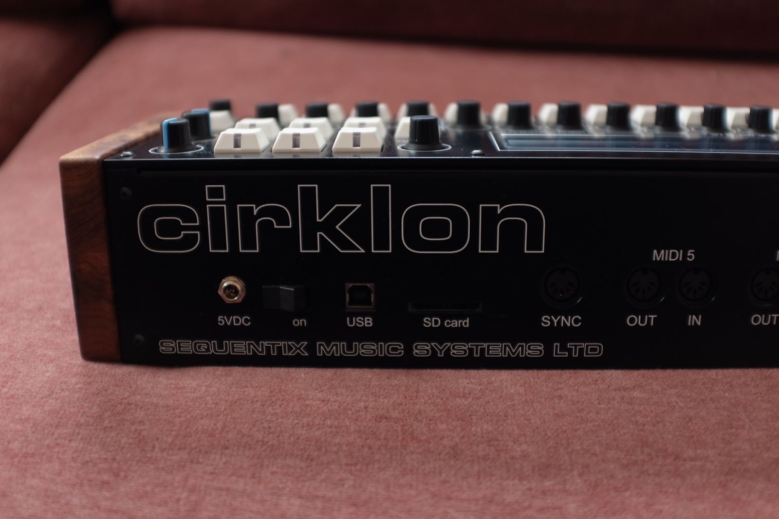 MATRIXSYNTH: Sequentix Cirklon