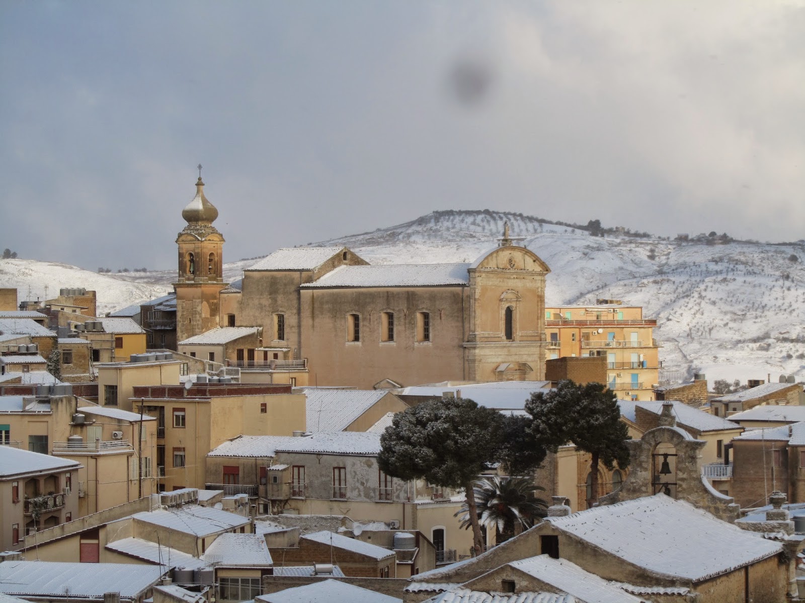 REGALPETRA LIBERA ((( blog Racalmuto))): Neve a Racalmuto. Foto ...