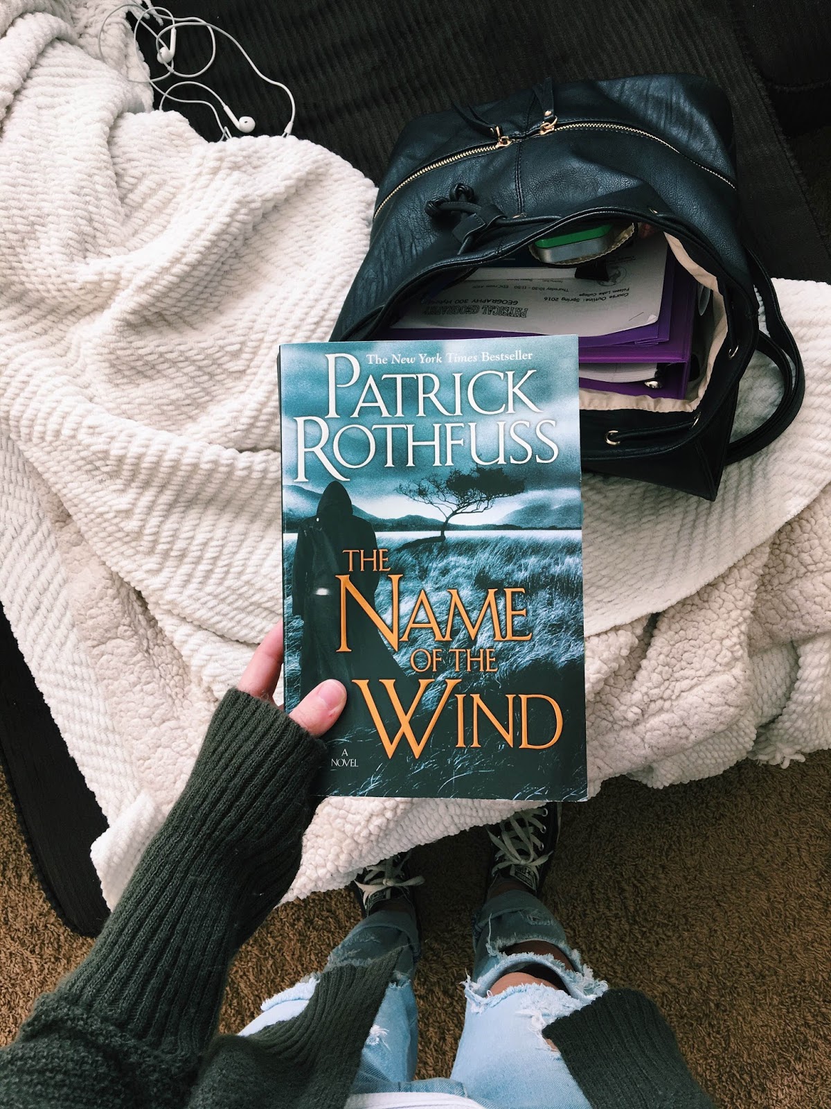 Vibin With Books: THE NAME OF THE WIND by Patrick Rothfuss