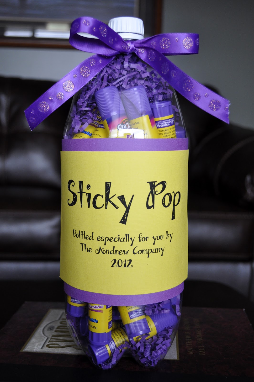 Room Mom 101 Sticky Pop room-mom-101-sticky-pop