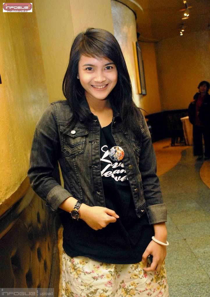 PROFIL SARAH SHAFITRI | ECHO 17