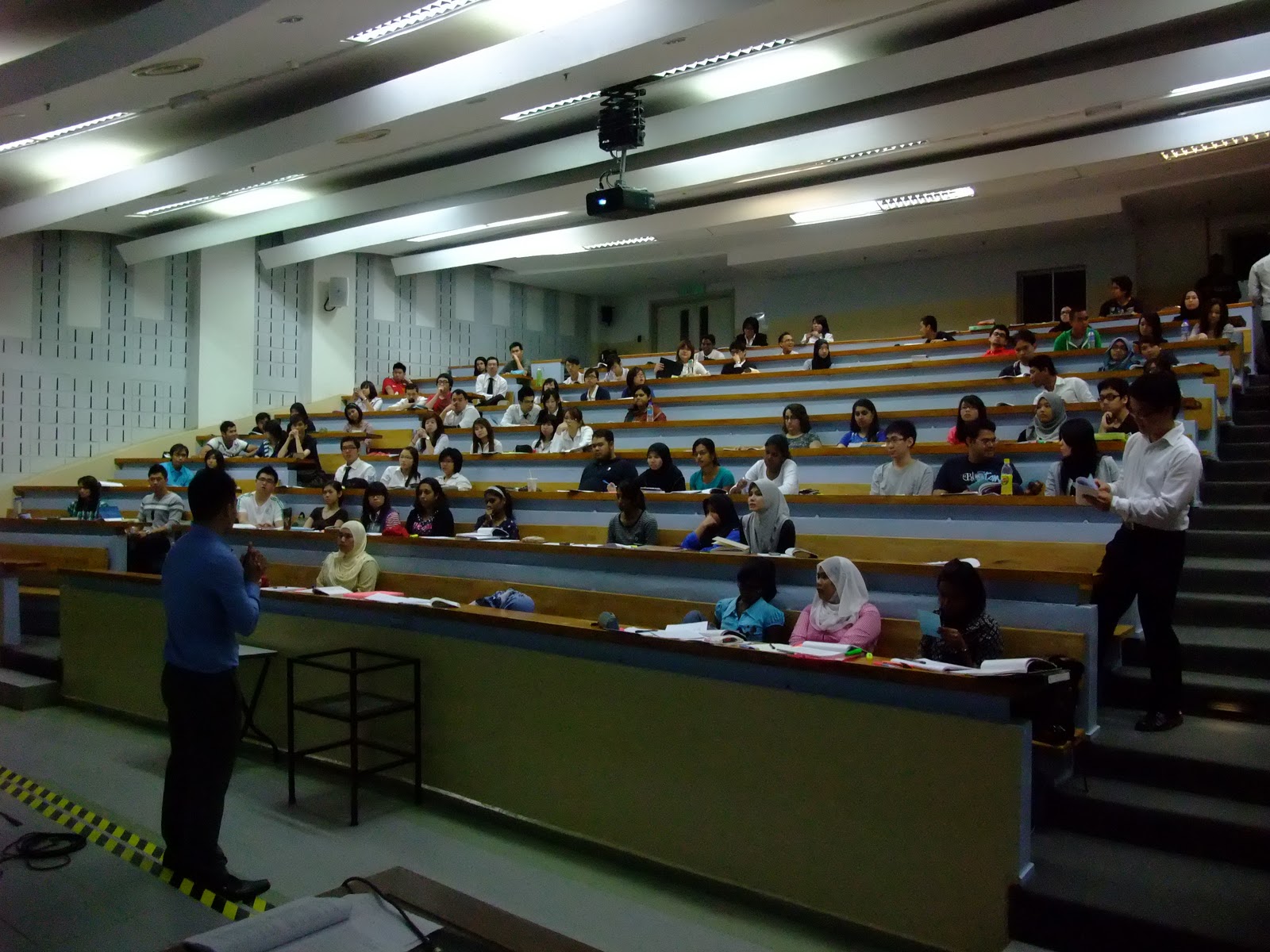 Law Career Convention 2011: MMU MELAKA CAMPUS ROADSHOW, 8 NOVEMBER 2011