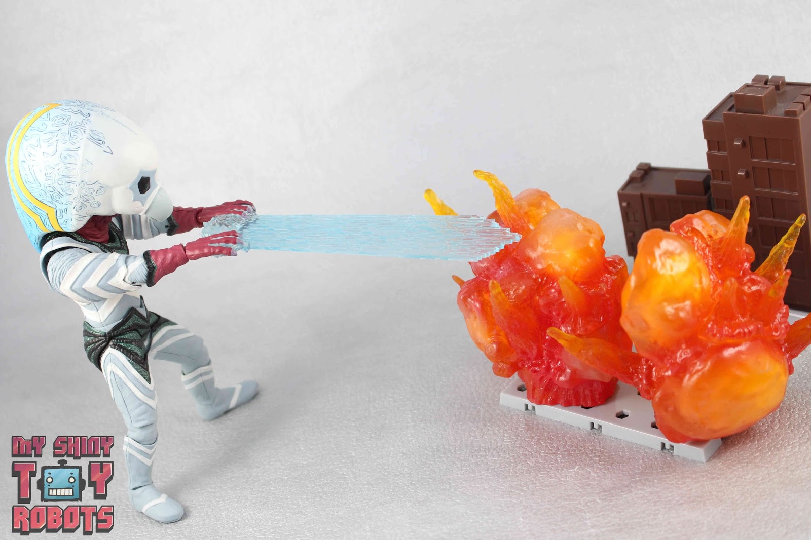 My Shiny Toy Robots: Toybox REVIEW: S.H. Figuarts Alien Guts