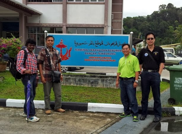 Simon Leong @ Brunei Darussalam: Humanitarian Aid to Kg Awat-Awat ...