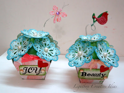 Lightbox creative Ideas: Sizzix post - Candy cup flower arrangement