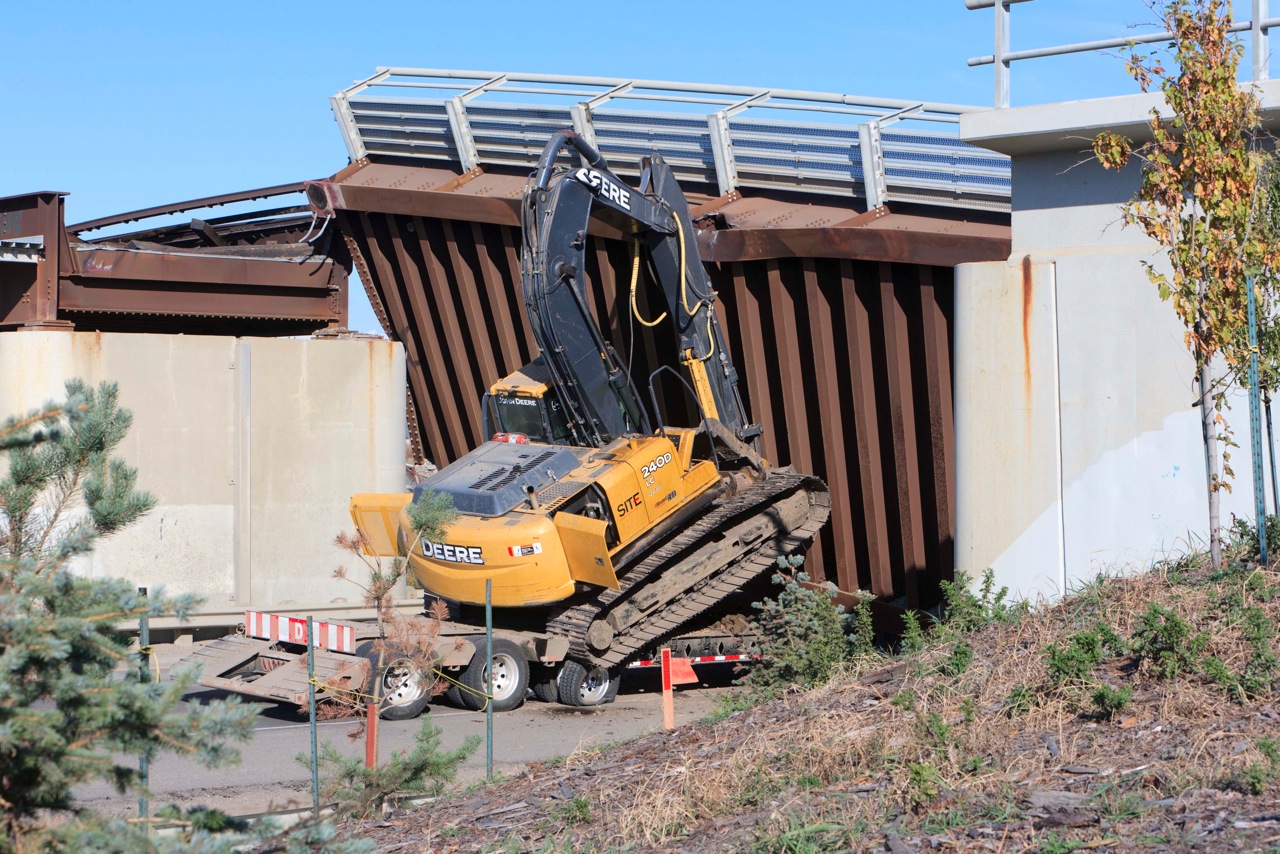 The Big Little Railroad Shop: RR Overpass vs. Deere Excavator arm