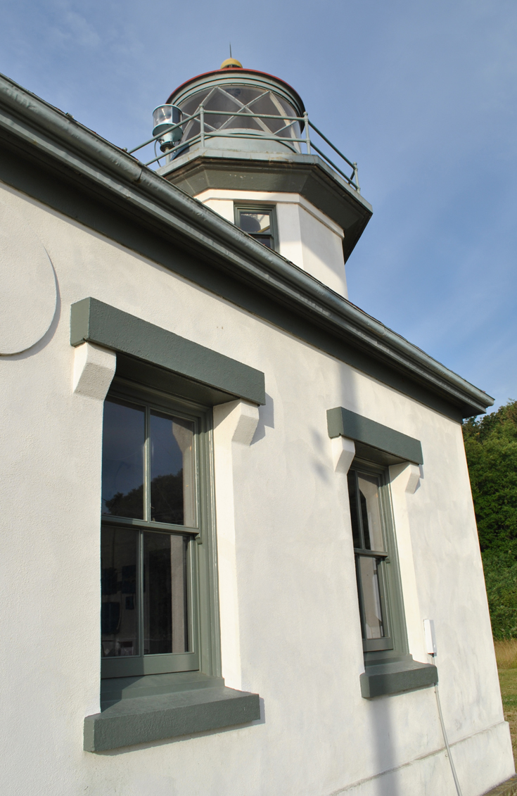 SerbinStudio: Vashon Island, Washington State: Point Robinson Lighthouse