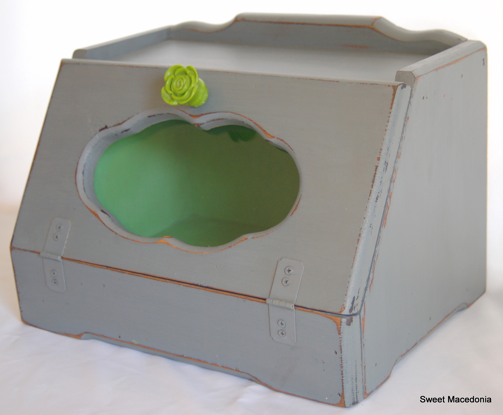 Sweet Macedonia: ~Grey/Green Vintage Wooden Bread Box~