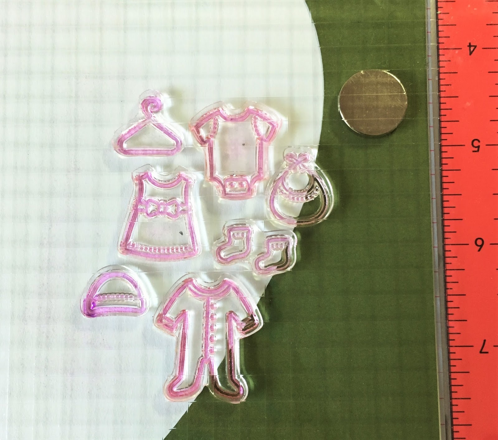 Worldwide Scrapbooking Etc.: Using the Memory MISTI for Layouts!