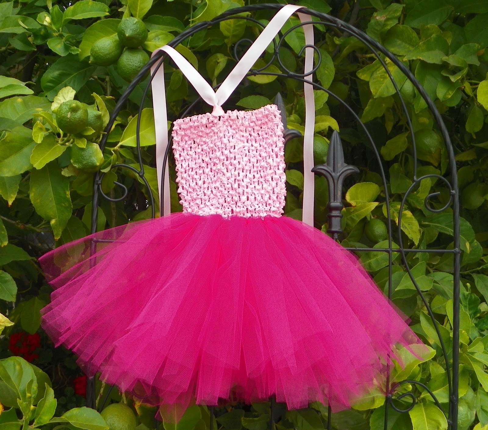 Mis 2 Manos: Made by My Hands: Baby Hot Pink Tutu Dress and Light Pink ...