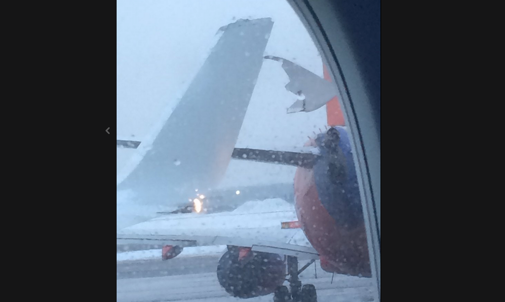 Kathryn's Report: American Airlines, Boeing 737-823, N925NN -and ...