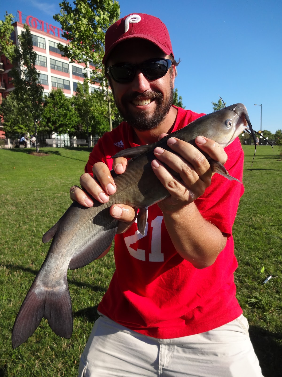 Extreme Philly Fishing: Catfish Season is Open! "Catfishing" 101 - Are ...