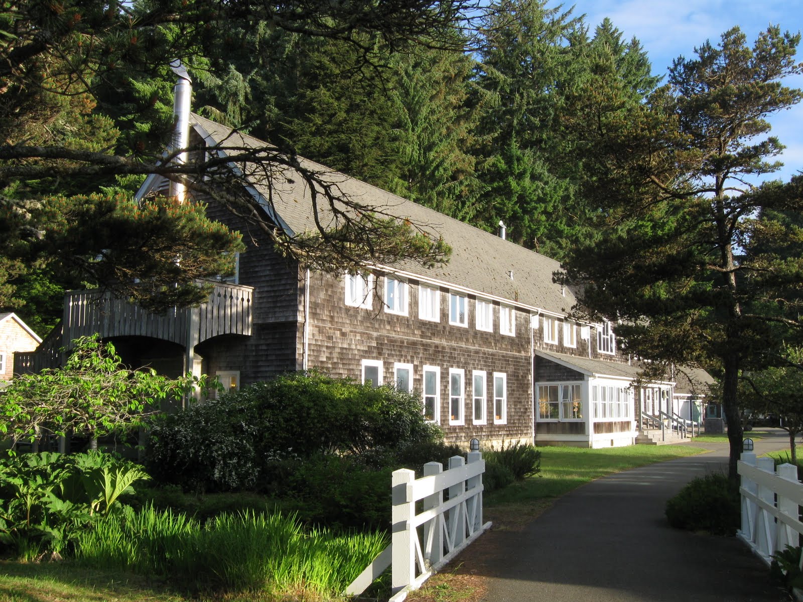 From the Shadow of the Tetons: Visit to the Oregon Institute of Marine ...