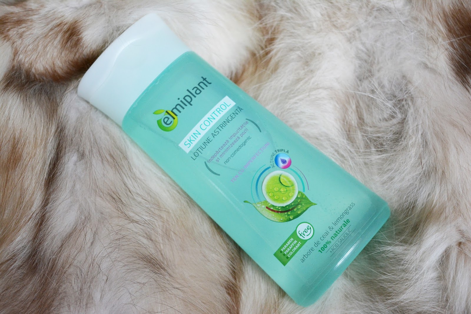 Review: lotiune astringenta Elmiplant Skin Control - Laura Iovan