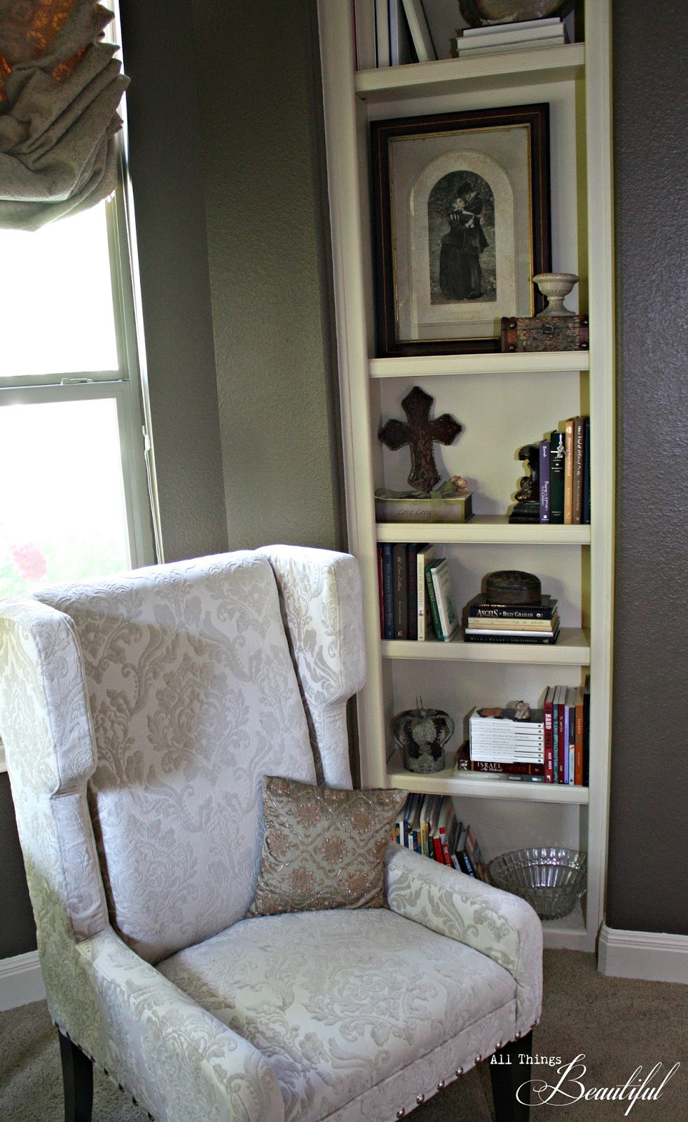 All Things Beautiful: {Styling Bookshelves} from Cluttered to Styled