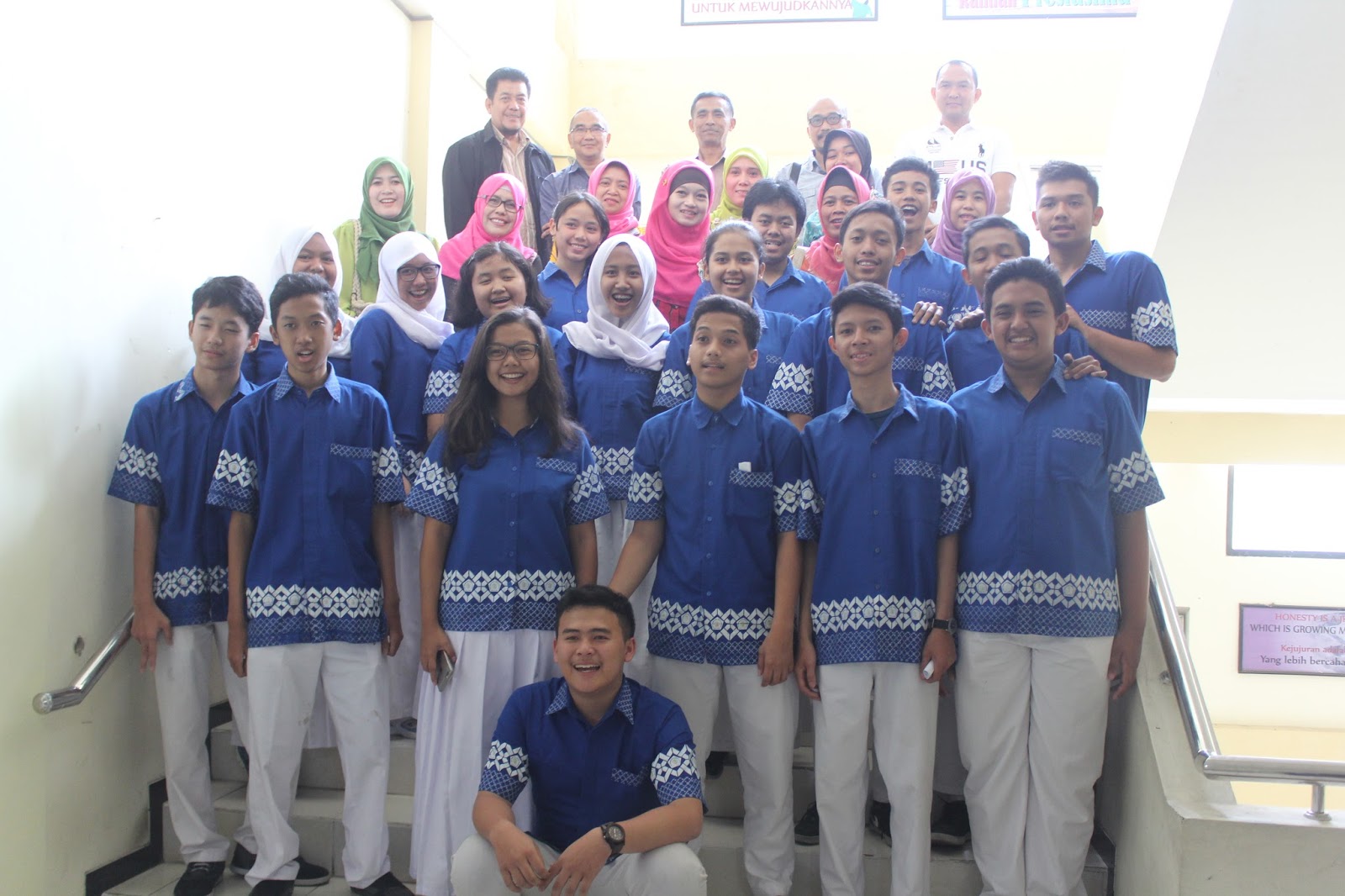 LOMBA KELAS BERKARAKTER SMA BSS MALANG Part 1 ~ Berbagi untuk semua