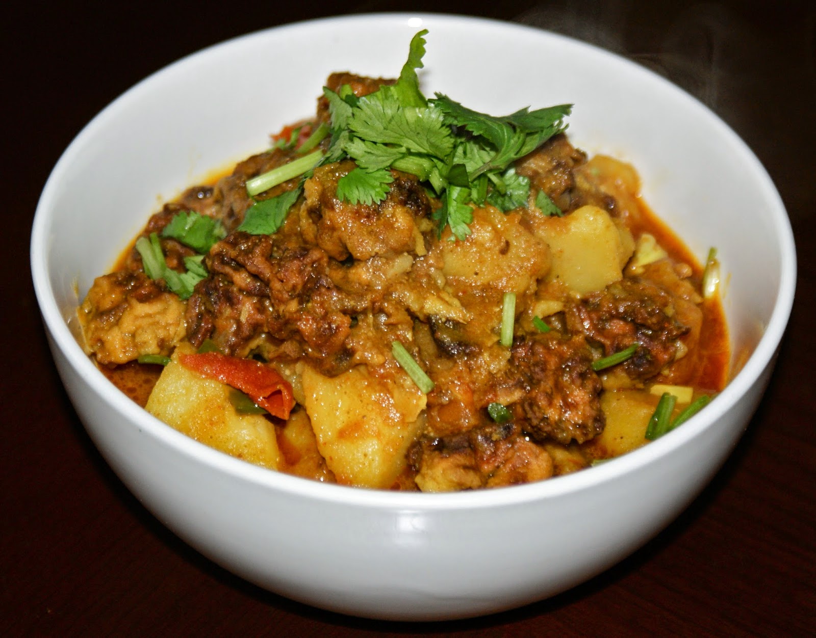 Nepali Tummy!!: Masaura (Sun-dried Vegetable Balls) Curry Recipe!!