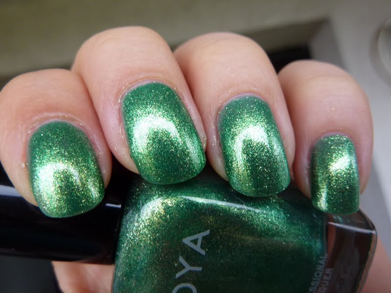 Opinionated Little Finger: Zoya Apple