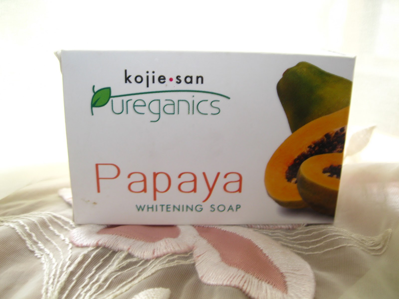 Hey Girls! Its Me Ina :D : Kojie-san Pureganincs Papaya Whitening Soap