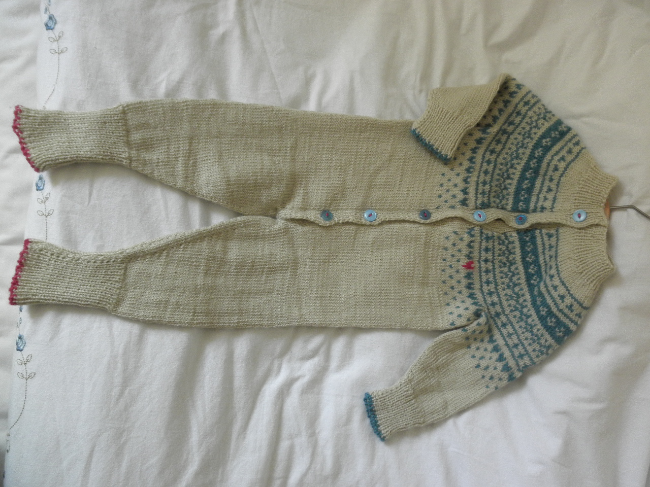 Svesker fra hverdagen: Hel baby dragt