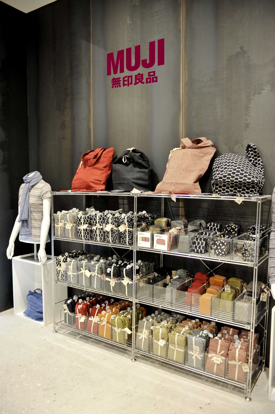 Pinkcross Design: MUJI _ Mujirushi Ryohin _ productos de calidad sin marca