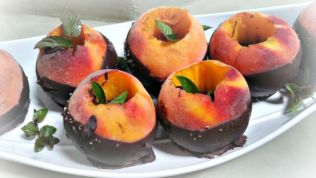 Napa Farmhouse 1885 Chocolate Dipped Peaches With Sea Salt Napa Farmhouse 1885 Chocolate Dipped Peaches With Sea Salt