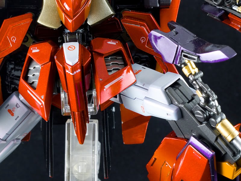 Custom Build: 1/100 MSZ-006-P2/3C Zeta Gundam P2/3C Type "Red Snake's ...