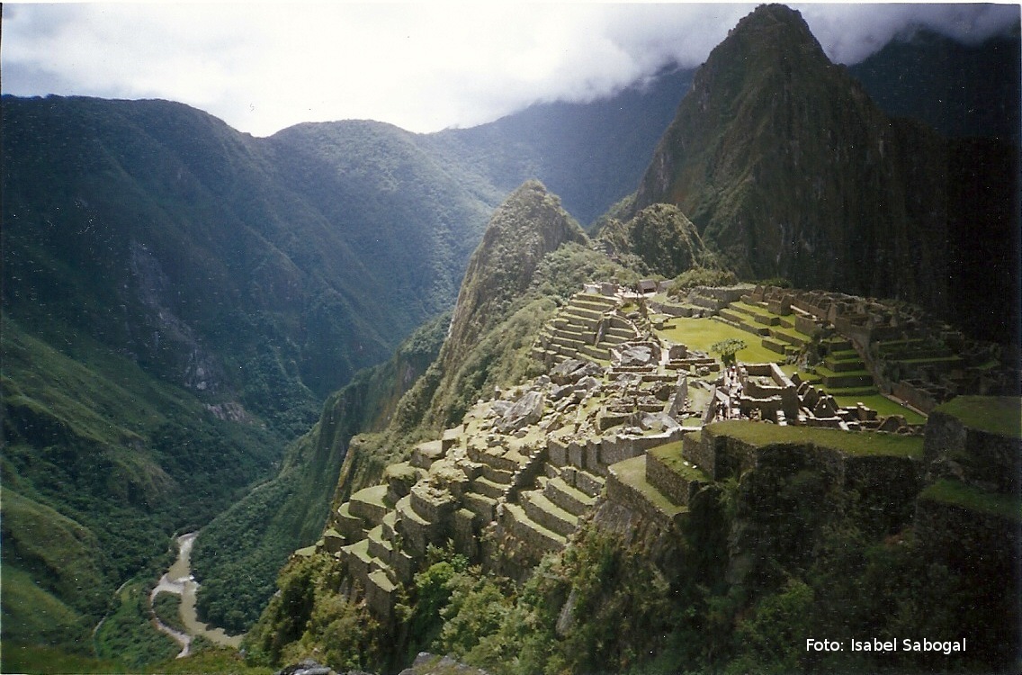 Isabel Sabogal : Vista desde el Intipunku - Widok z Intipunku