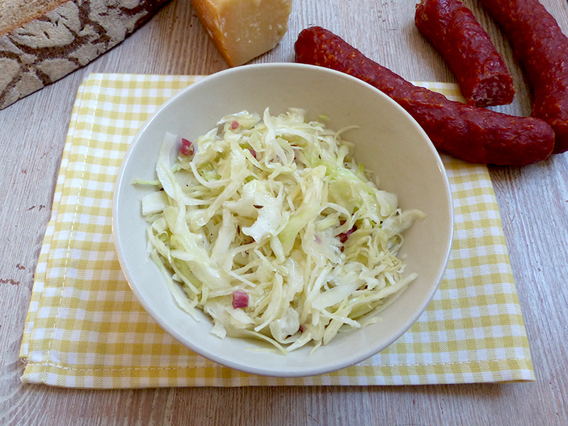 La ensalada de col de mi vecino | Hierbas y especias