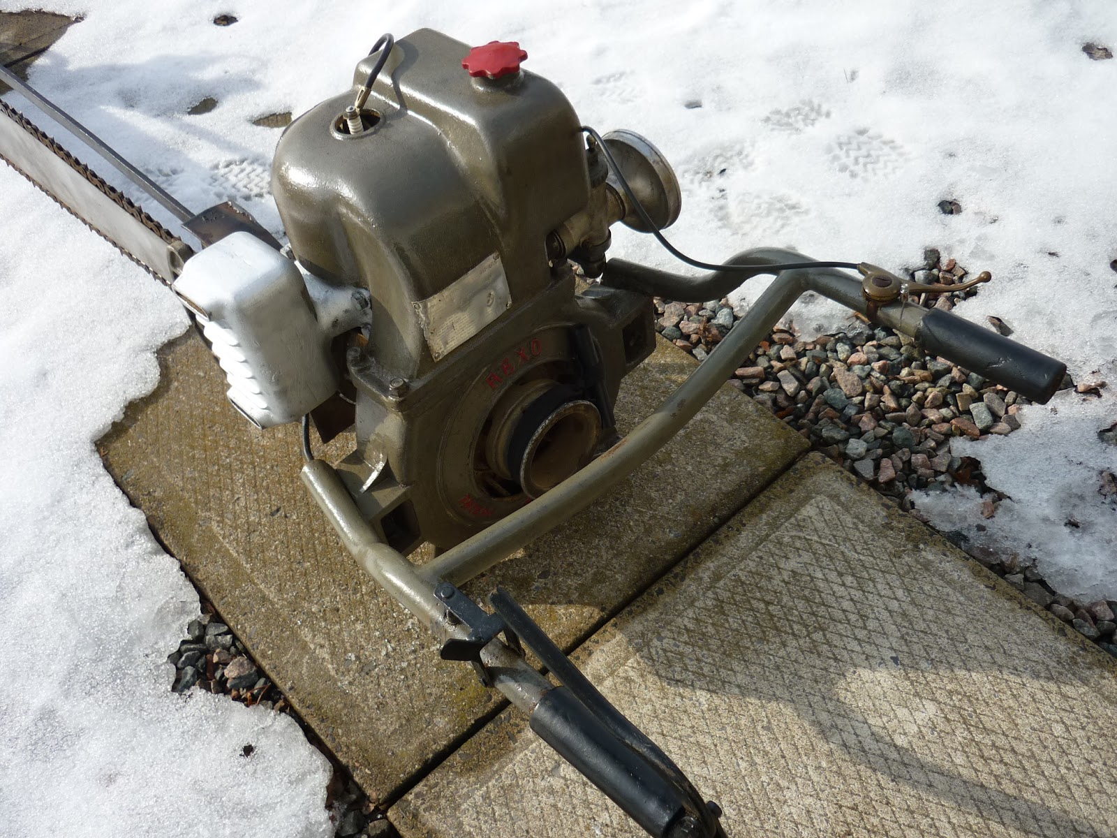 VINTAGE CHAINSAW COLLECTION: REXO RS.