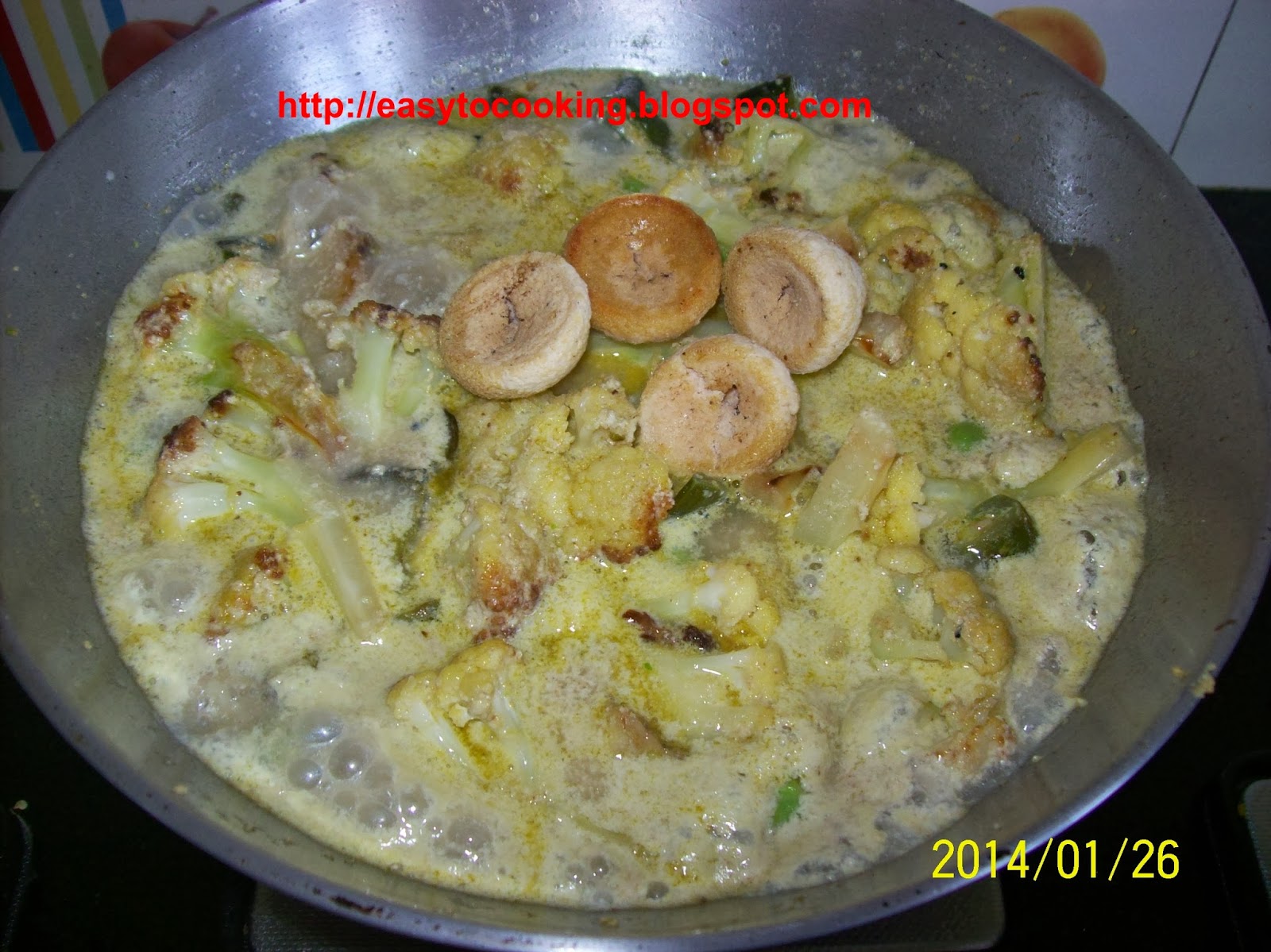 Easy Recipes For U: Fulkopi posto/Cauliflower with poppy seed paste