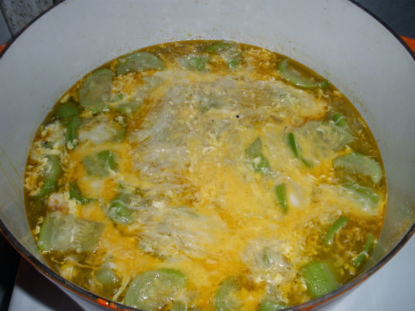 Misspressy's Kitchen: How To Cook Miswa Patola Soup