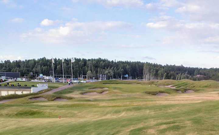 Valkoisen pallon metsästys: Tapiola Golf - Suomen Skotlanti?