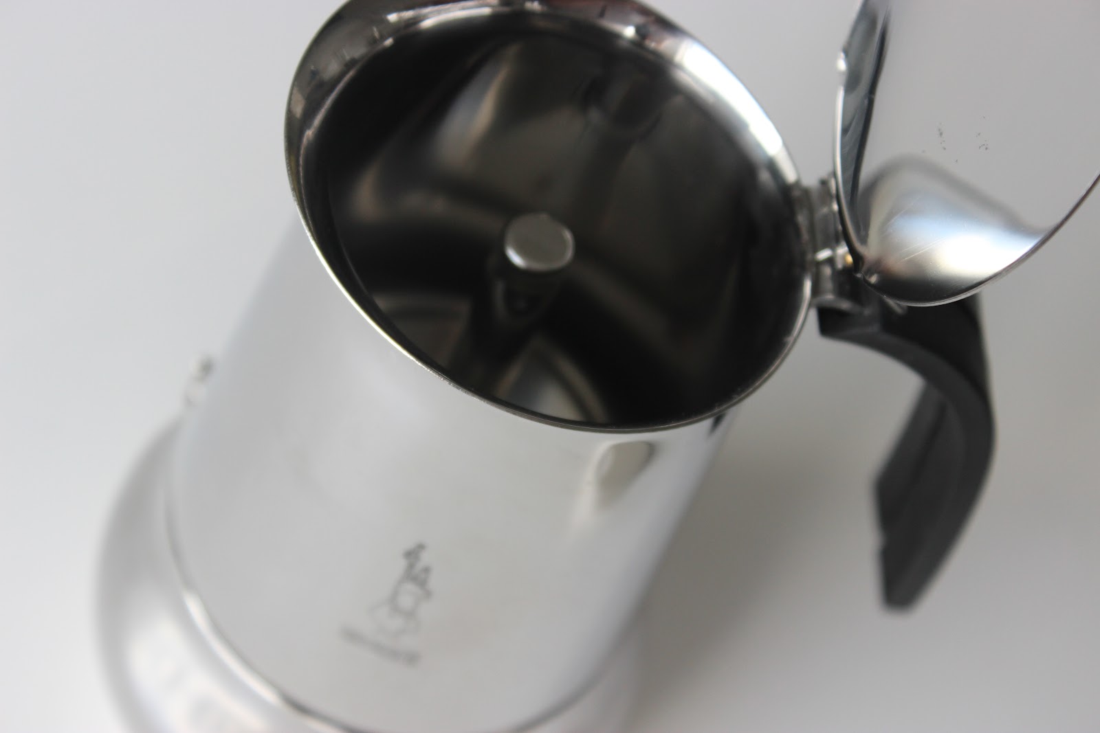 Coffee Channel - reviews and how-tos: Moka Pot by Bialetti