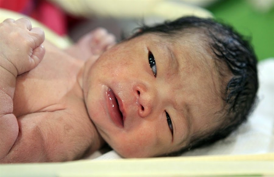 NEWS: Dania May Camacho, The World's First 7-billionth Baby